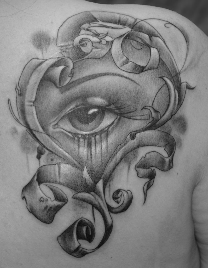 Tim Phelps, tattoo artist – Custom tattoos with a side of sarcasm